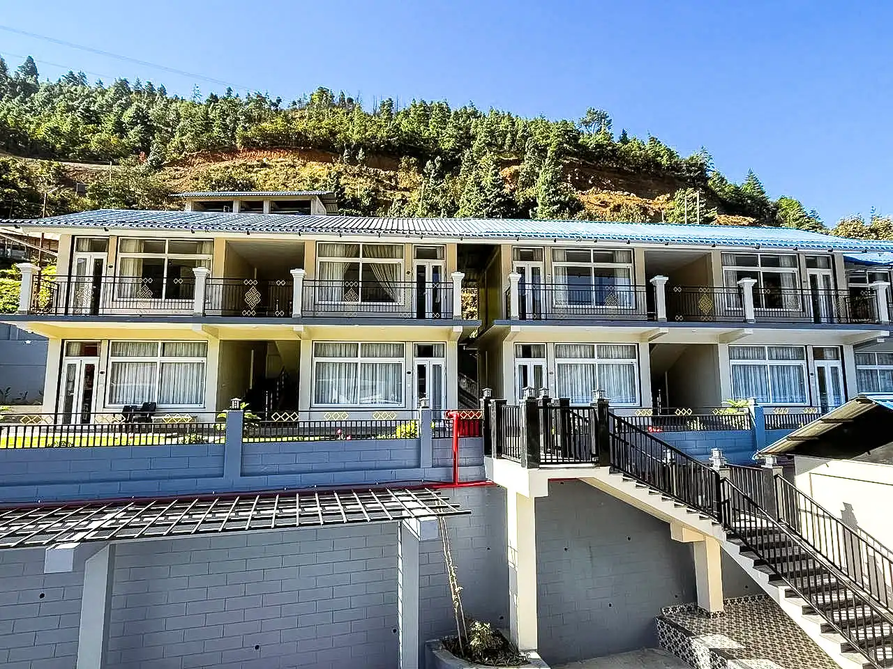 Merakpa Resort Dirang | Best Hotel in Dirang Arunachal Pradesh